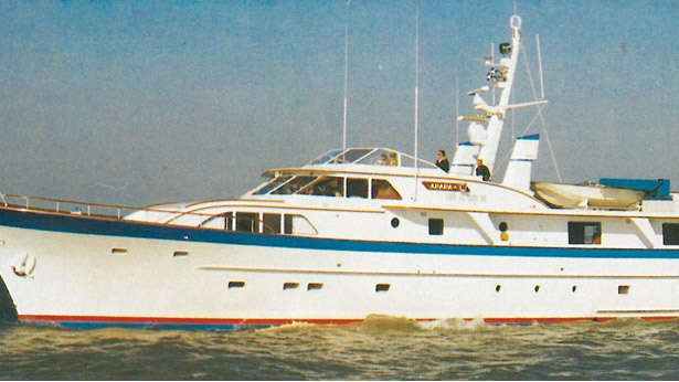 Evolution of the raised pilothouse